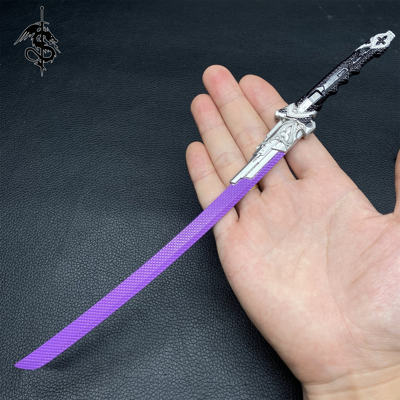 Game Digital Ghosts Sword Metal Display Art – Miniwarrior