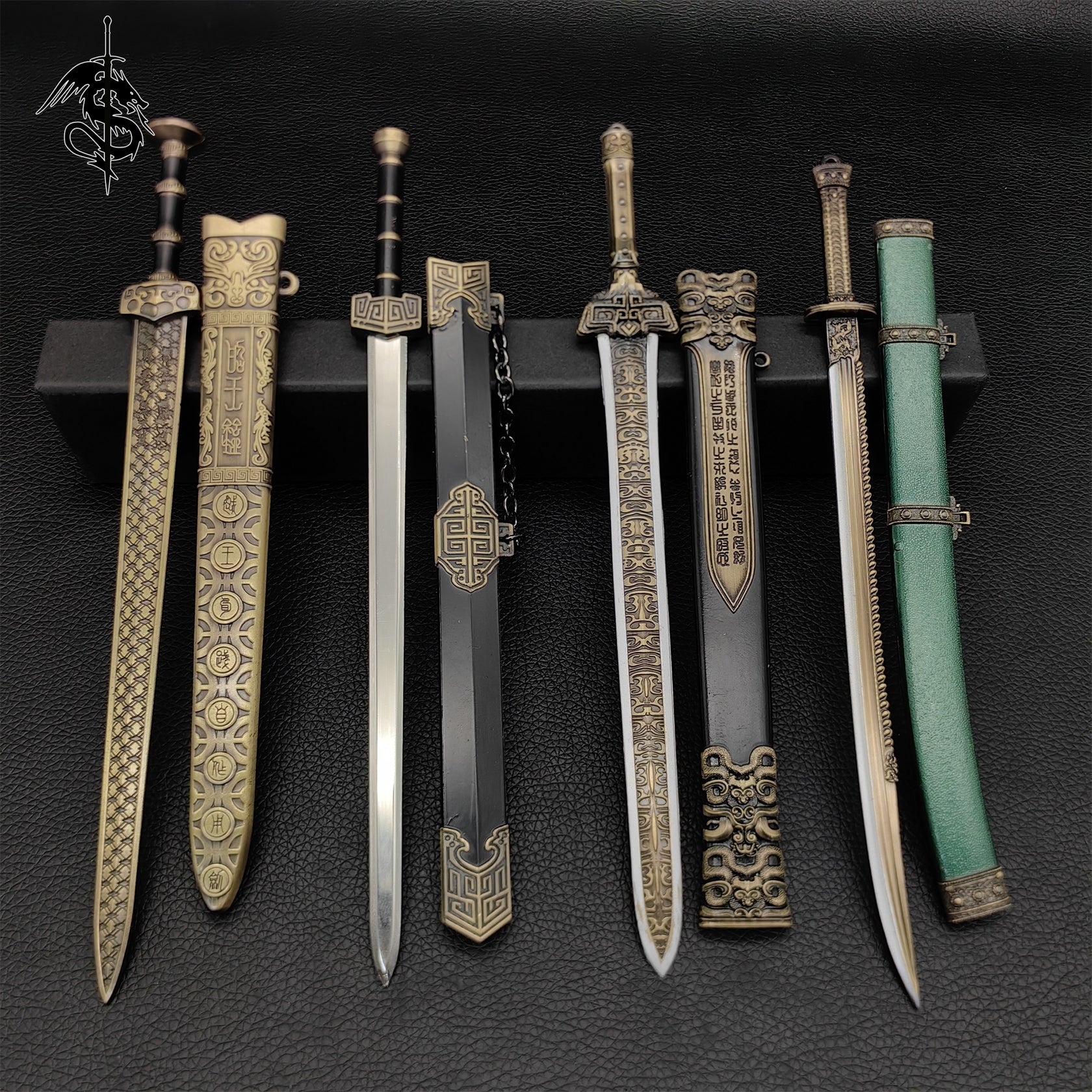 Ancient Chinese Emperor Swords Replica 4 In 1 Pack – Miniwarrior