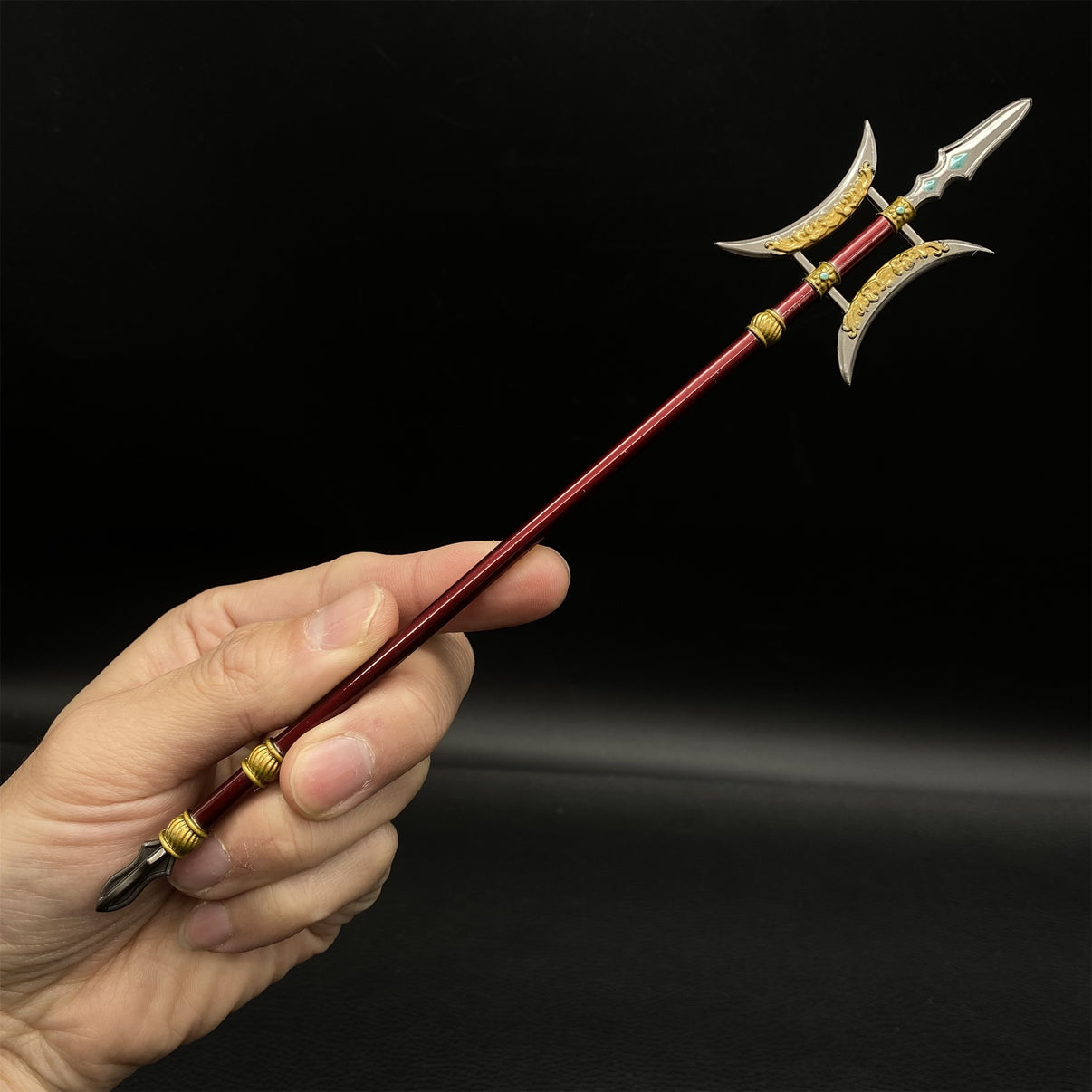 Great golden-winged peng Halberd Metal Replica – Miniwarrior