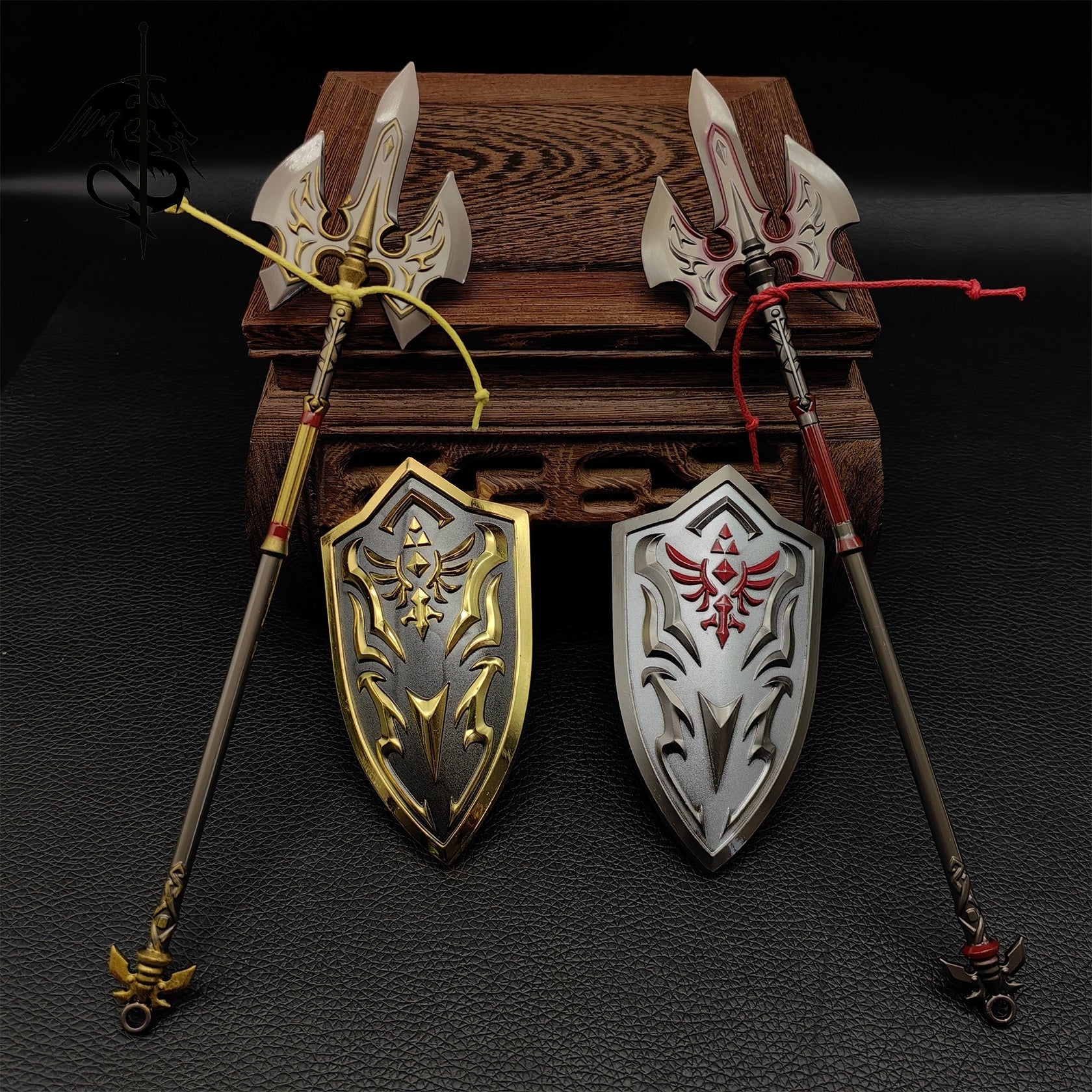 Link Royal Family Weapons 4 In 1 Gift Box – Miniwarrior