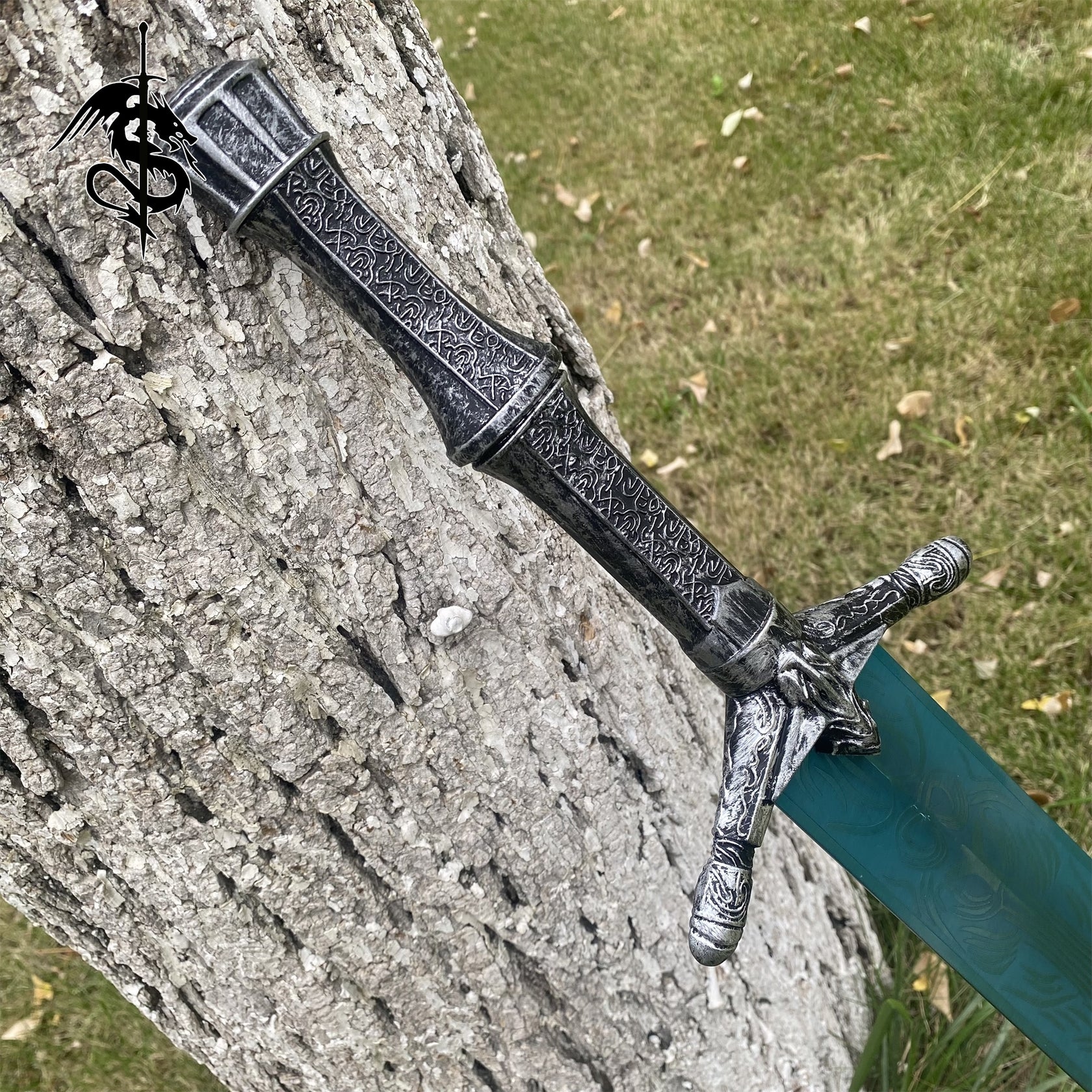 Steel Holy Dark Moon Greatsword Replica – Miniwarrior