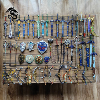 Link Metal Weapons Miniature Display Art – Miniwarrior